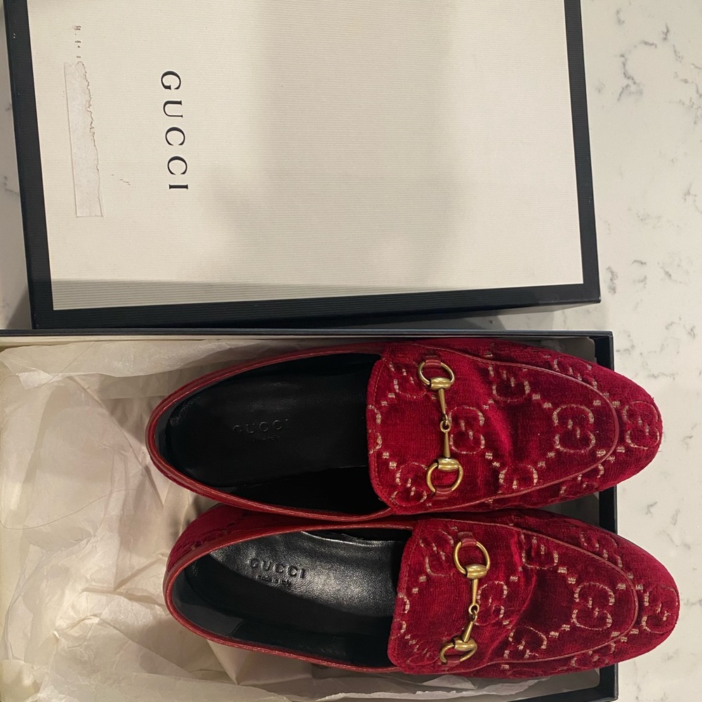 Authentic Gucci Red Velvet Provincetown Mules - Gem